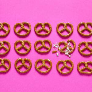5 Creative Ways to Use Pretzel Pieces in Your Cooking - Uncle Henry's ...